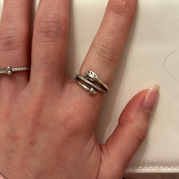 Pandora | Jewelry | Sparkling Arrow Ring | Poshmark